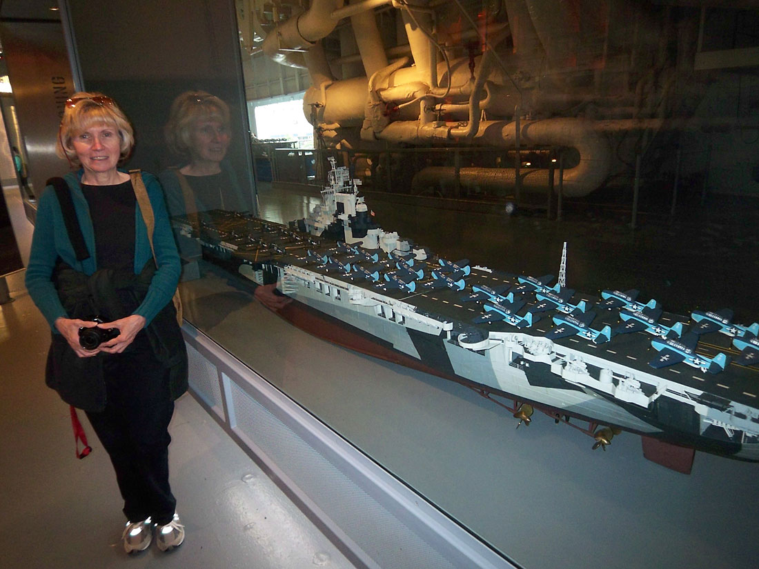 2012: New York, USS Intrepid
